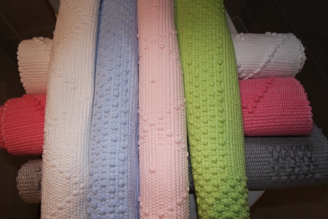 Cotton Bath Mat Handmade in Portugal Diamond Pattern - Vibrant Home